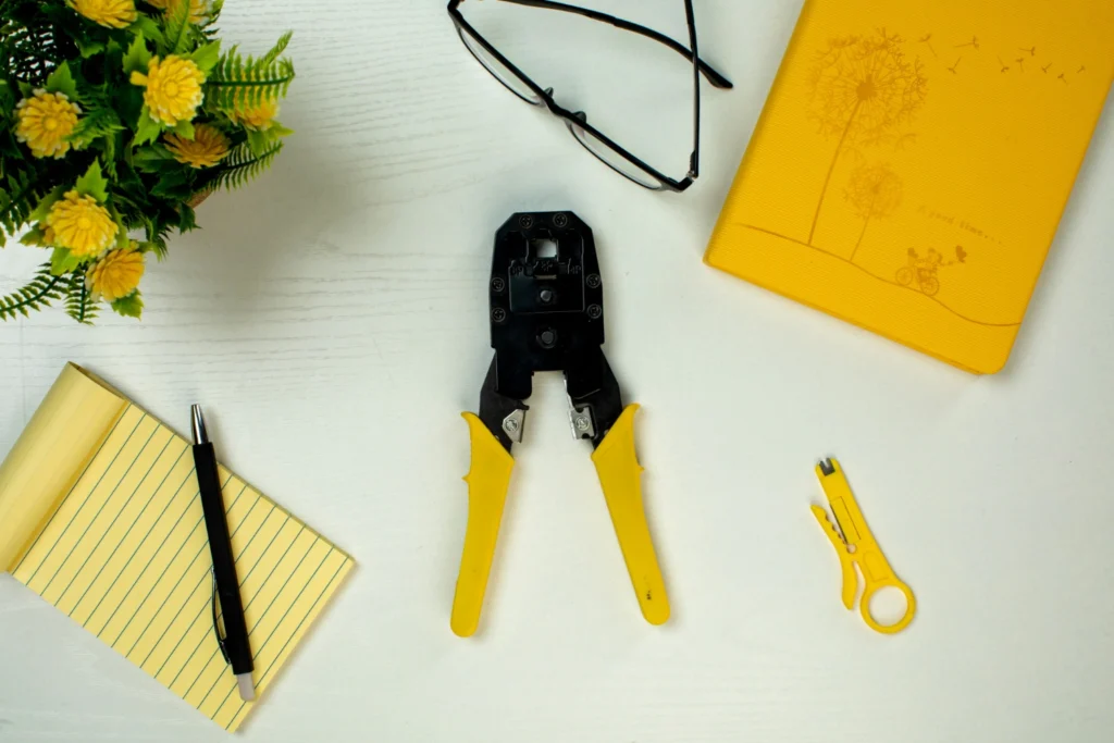 5 Cara Crimping Susunan Kabel Straight dengan Benar - Optimaise